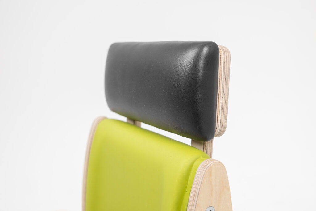 Juni Chair - Medifab : Medifab
