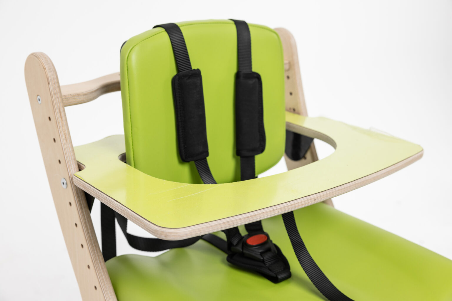 Zoomi+ High Chair - Medifab : Medifab